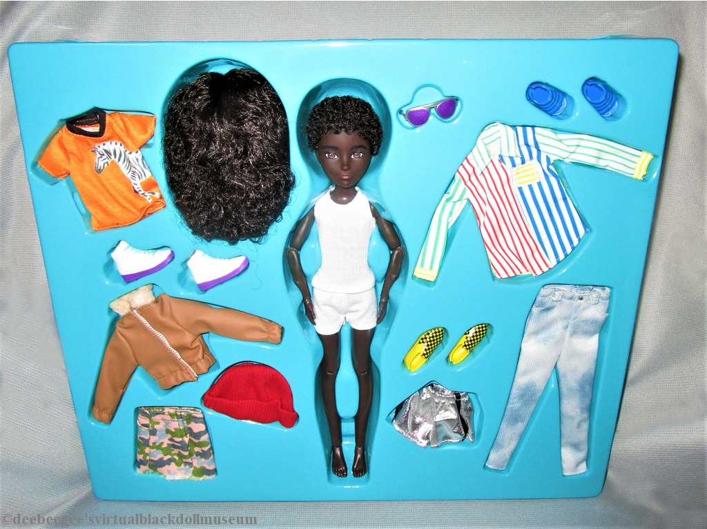 Creatable World Doll – DeeBeeGee's Virtual Black Doll Museum™